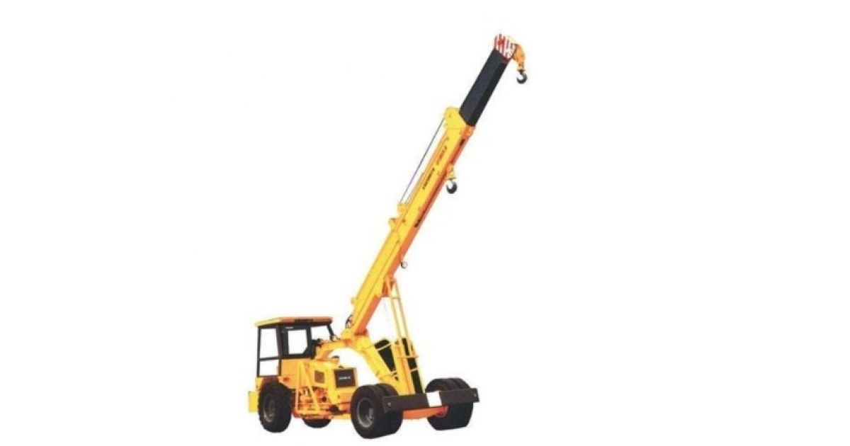 9 TON HYDRA LIFTING CRANE C-8000 - With Fuel - With Operator | Synfra