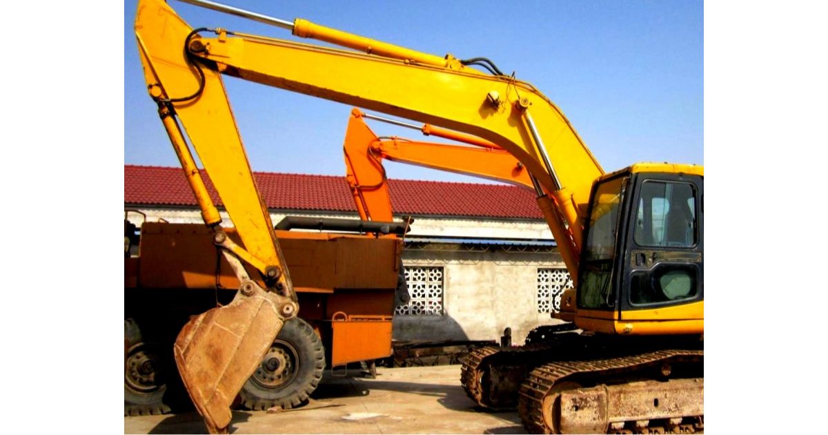 8 ton poclain SY80 - With Fuel - With Operator | Synfra